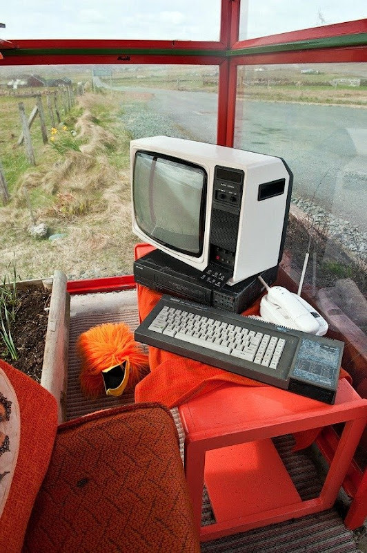 The Curious Story of ‘Bobby's Bus Shelter’ at Unst, Scotland | Amusing ...